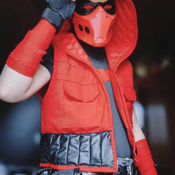 PATTERN: LARP Rogue Hooded Half Vest - Etsy