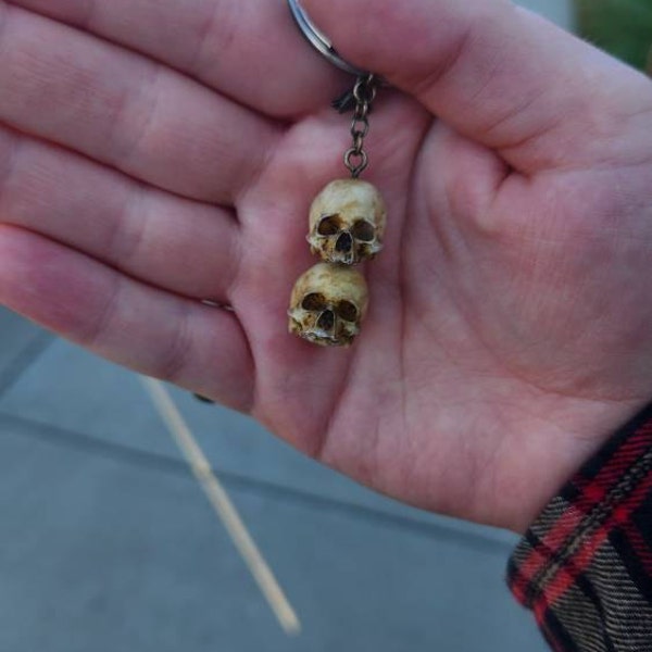 Personalized Hand-painted Skull Keychain for Punk Style - Halloween ...