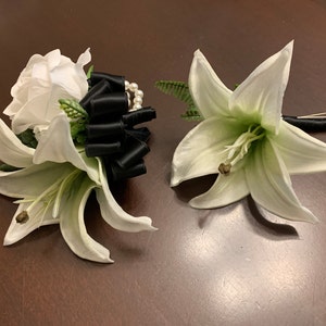 Real Touch Artificial Royal Blue White Ivory Calla Lilies Rose Tiger ...