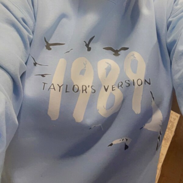 Customized Football Team Logo Pennant T-shirt Design SVG File ...