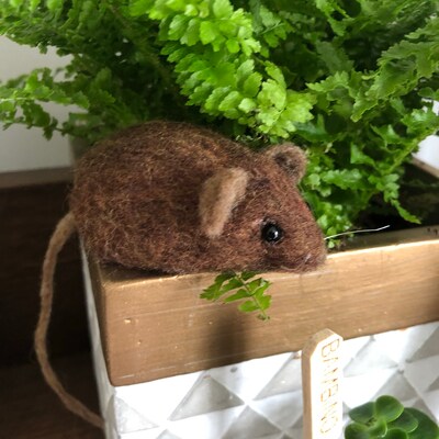 Needle Felted Life Size Mouse Brown Mouse Mouse Statue - Etsy