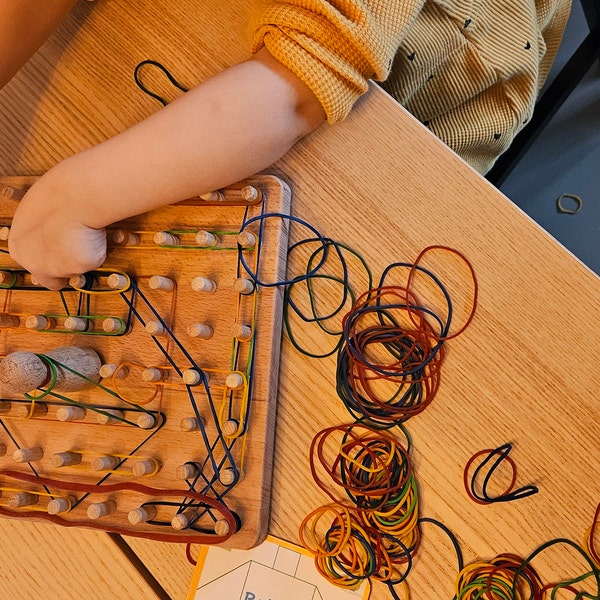 Montessori Geometry Game, Wooden Geoboard 8x8 Elastic Shapes ...