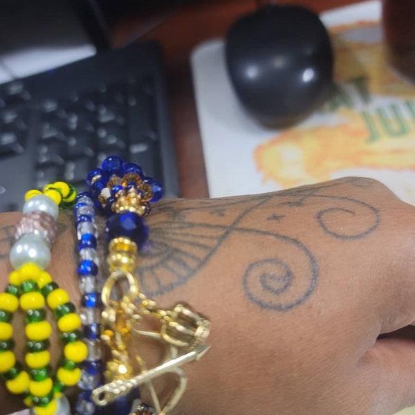 7 Eleke Obatala, Elegua, Oshun, Yemaya, Shango, Oya and Aggayu Solá ...