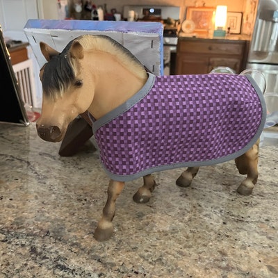 MOUSE 2023 Winterfest Exclusive Horse Breyer Sport Pony Original Finish ...