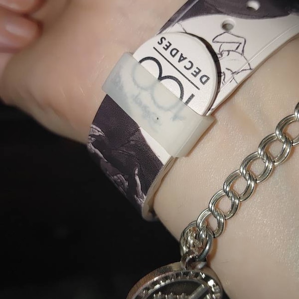 Adult Magic Band Locks for Disney Magicband 2.0 | Magic Band 2.0 Holder ...