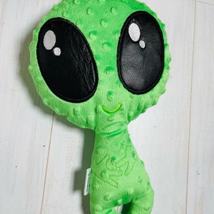Alien Stuffie ITH Embroidery Machine Pattern - Etsy