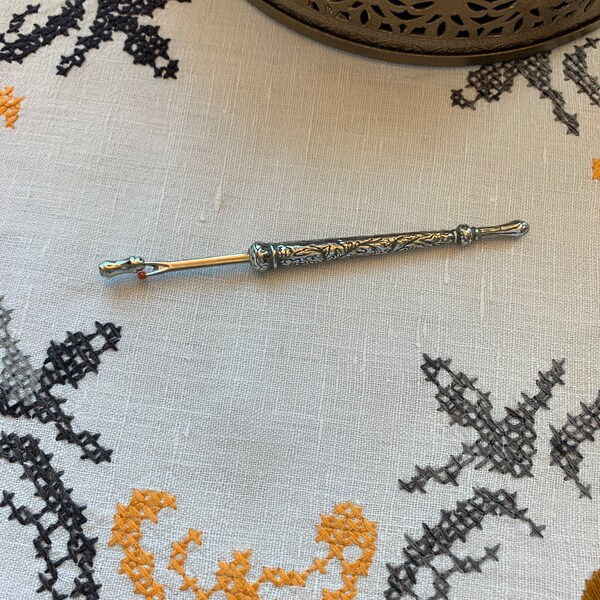 Barley Twist Seam Ripper Large Victorian Style Seam Ripper With Twisted ...