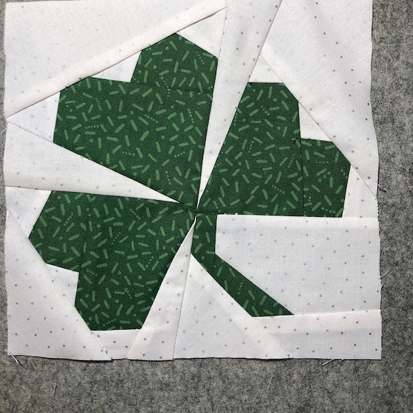 Clover Leaf Paper Pieced Block Pattern in PDF - Etsy