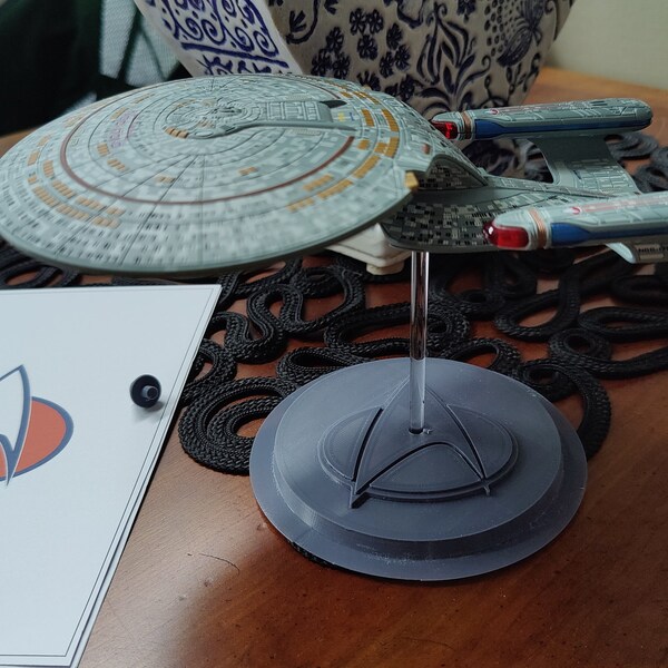 Scale Model Airplane Flight Stand With Roundel Base - Royal Australian ...