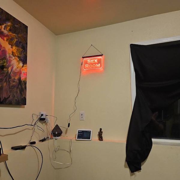 Now Streaming Personalized Illuminated LED Neon Sign Streamer Lights ...