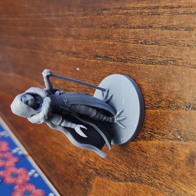 Owlfolk / Owlin Miniature MZ4250 D&D 5e Dungeons and Dragons Tabletop ...