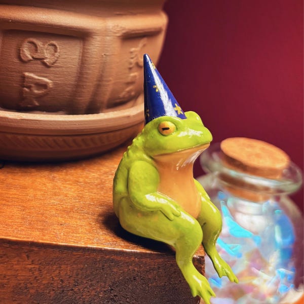 Cute Lil' Frog Vinyl Figurine EXCLUSIVE Special Decorated Edition 4cm ...