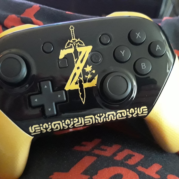 Custom the Legend of Zelda Breath of the Wild Themed Nintendo Switch ...