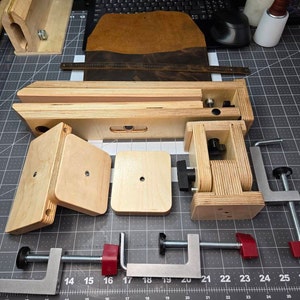 HV14-W Leather Craft Vise Stitching Pony With Rotating Wings 14 ...