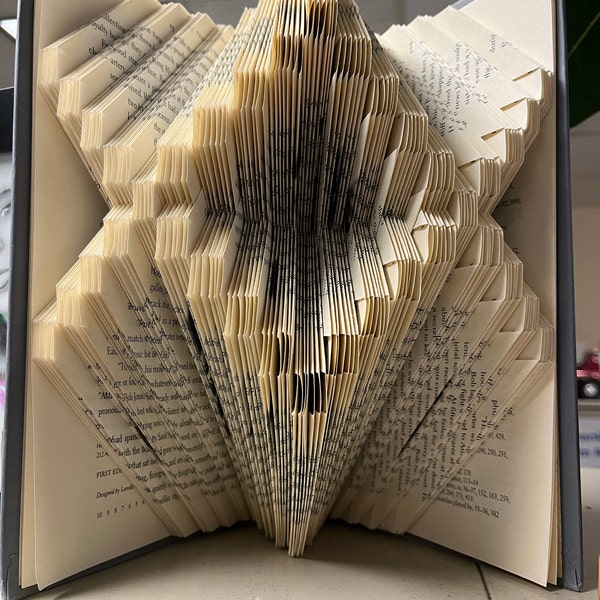 Butterfly BOOK FOLDING PATTERN + Instructions - Book Fold - Folded Book ...