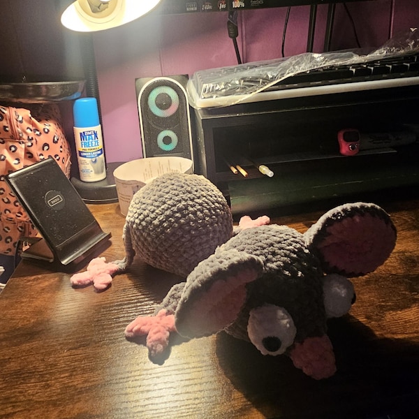 Crochet Mouse Door Stop Pattern: Weighted Rodent Home Decor (PDF ...