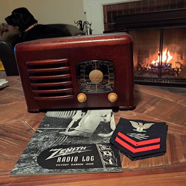 Legacyradios. 100 Professionally Restored Antique and Vintage Radios ...