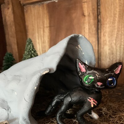 Weirdcore/dreamcore Lps Dog Custom Painted Figure With Eye - Etsy