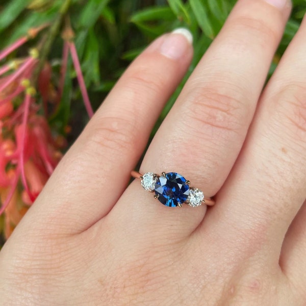 Elegant Pigeon Blood Ruby Ring | 18K Yellow Gold Cluster Diamonds Ring ...