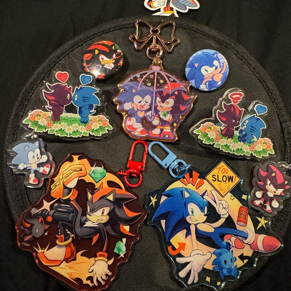 Sonic the Hedgehog Button Pin Badges (sonic, Tails, Knuckles, Shadow ...
