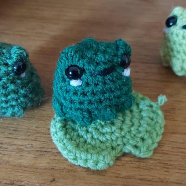 Crochet Radish Keychain Pattern Kawaii Amigurumi Vegetable Bag Charm ...