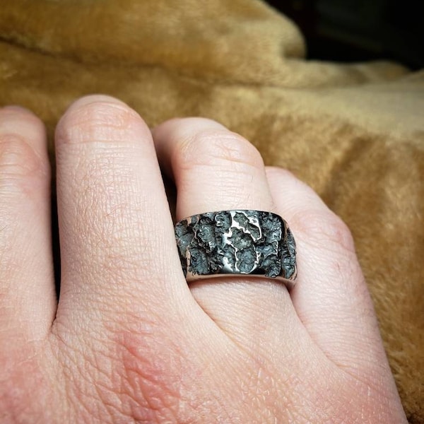 Black Iron Ring Band, Hand Forged Pagan Ring, Rustic Men's Women's Ring ...