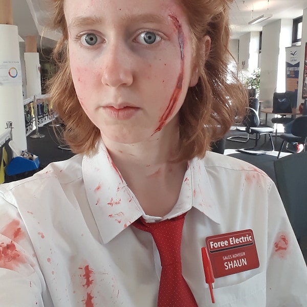 FOREE ELECTRIC Shaun of the Dead - Staff Name Badge - Novelty / Fancy ...