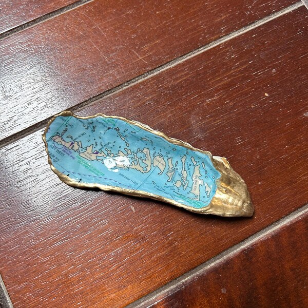 Florida Keys, Key West Map Oyster Shell Ornament, Decoupage Shell ...