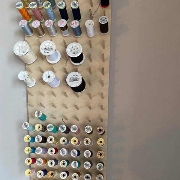 Spool Rack Thread Holder Sewing Pegboard Storage Sewing Room Organiser ...