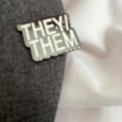 THEY/THEM Circle Embroidered Patch / Vegan Adhesive / Trans Pride ...