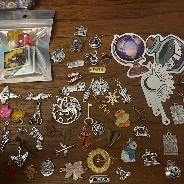 Divination Charms, Charm Kit, Charm Casting, Mystery Scoop - Etsy