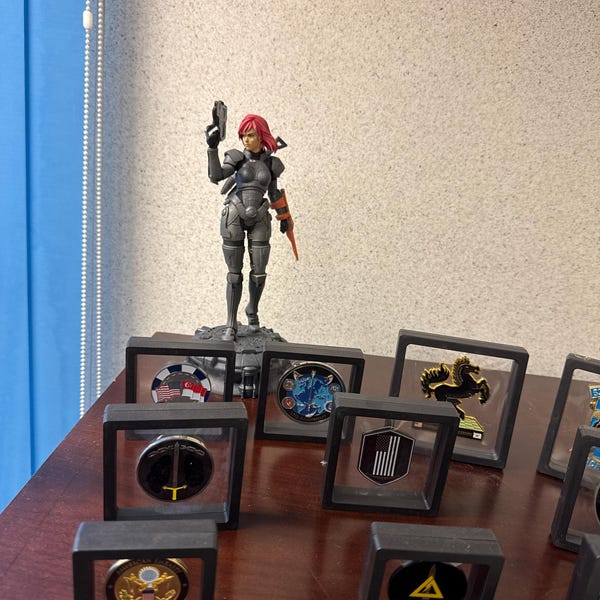 VERY Sneaky Guy Highly Detailed Figure Father & Son Hand Painted FREE ...