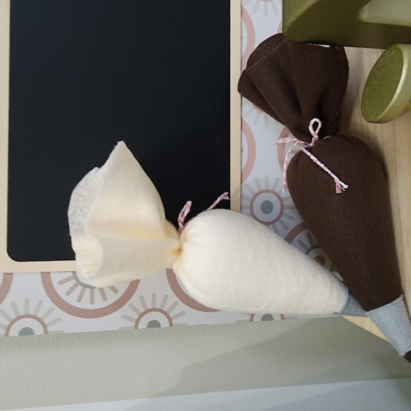Felt Piping Bags , Felt Baking Set, Felt Food, Pretend Bakery, Felt ...