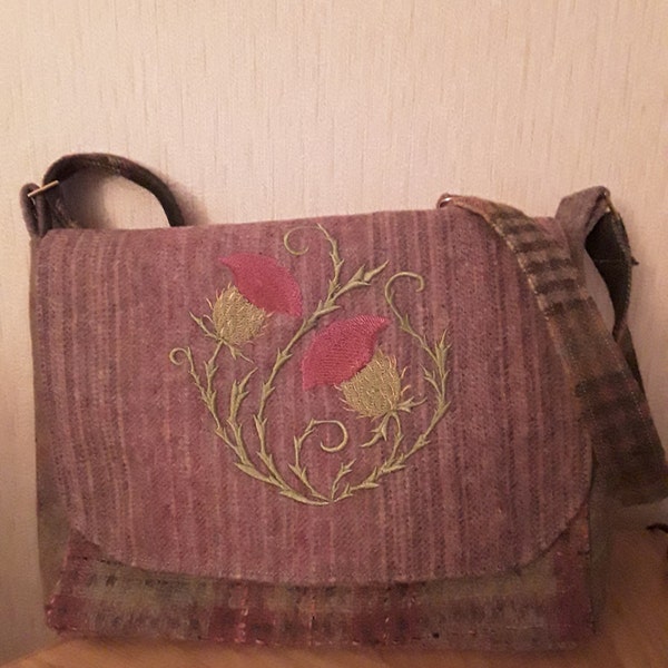 Australian Animal Themed Wool Tweed Tote Bag One Side Has an ...