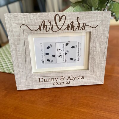 Mr & Mrs Picture Frame Personalized Wedding Picture Frame Mr and Mrs ...