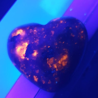 MENDIP DULCOTE AGATE Potato Stone Fluorescent Polished Slice Mineral ...