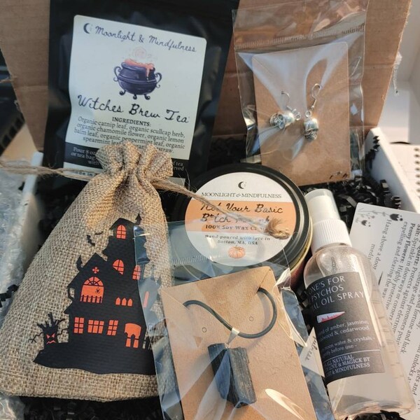 Spooky Mystery Box, Halloween Lovers Gift Set, Fall Season Candle ...