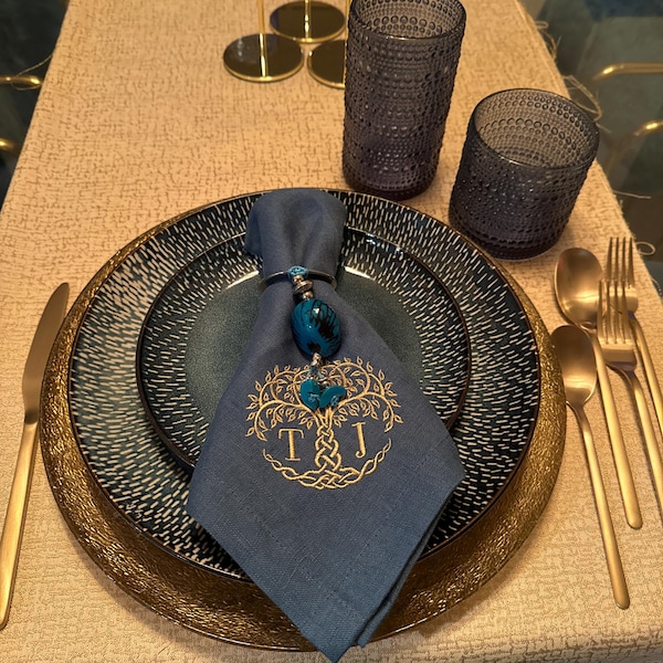 Embroidered Napkins | Letter Monogrammed Napkins | Dinner Napkins ...