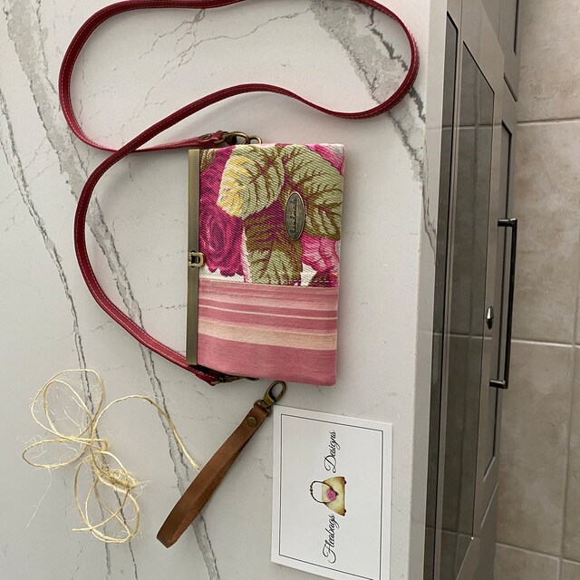 FleabagsDesigns - Etsy