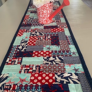 Quilted Table Runner Pattern, 5 Inch Charm Square Pattern or Scraps ...