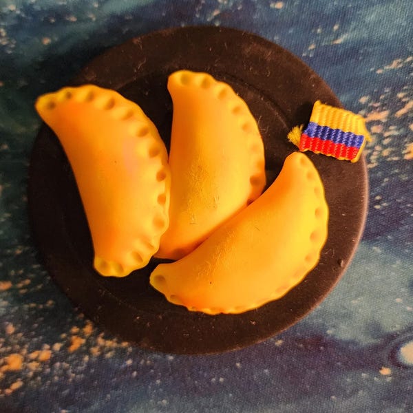 Colombian Gift for Christmas, Colombian Ornaments and Magnets Home ...