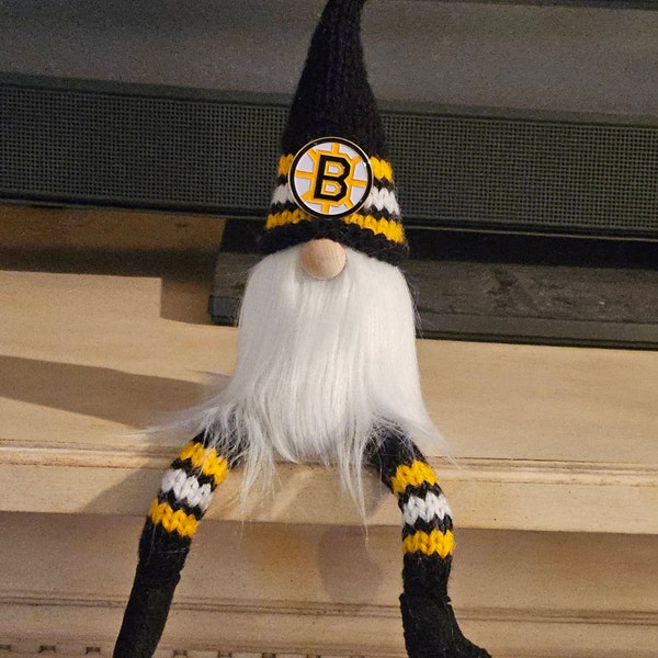 NEW Country Gnomes - Are These the Gnomes for "ewe"! Knitted With ...