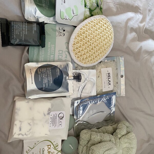 SPA & RELAXATION Spa Gift Box for Women, Birthday Pamper Hamper Gift ...