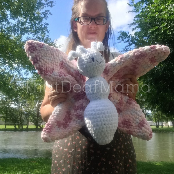 Crochet Leo the Bee PATTERN Amigurumi Plushie Crochet Snuggler ...