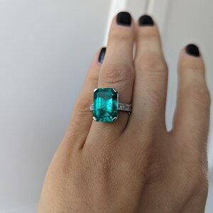 Alexandrite Magic Color Changing Gemstone Trillion Cut Any Size. Top ...