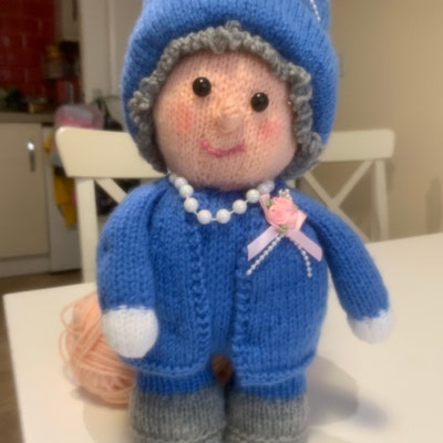 PDF Knitting Pattern Queen Elizabeth II Knitting Pattern Download Pdf ...