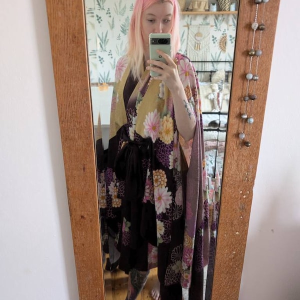 Silk Edwardian Kimono Gown. Robe With Obi Belt. Light Green Summer ...