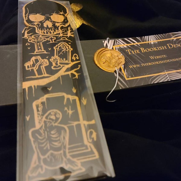 Horror Book Mark Skull Graveyard Zombie Wooden Bookmark | Book Lover ...