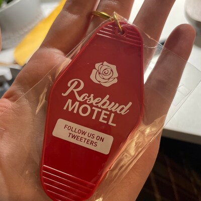 Dragonfly Inn Retro Motel Keychain Gift for Her Vintage Hotel Key Tag ...