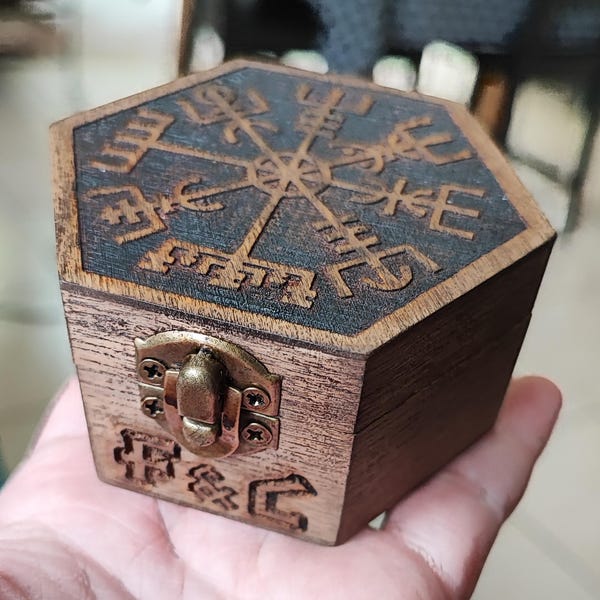 Norse Runes, Elder Futhark Divination Runic Dice, 4 Wooden Dice With ...